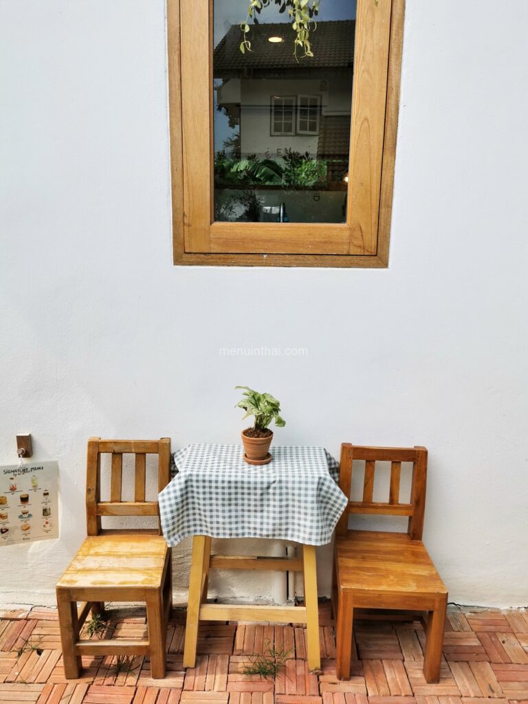 เมนู ราคา Molley coffee stand คาเฟ่หัวหิน - menuinthai.com