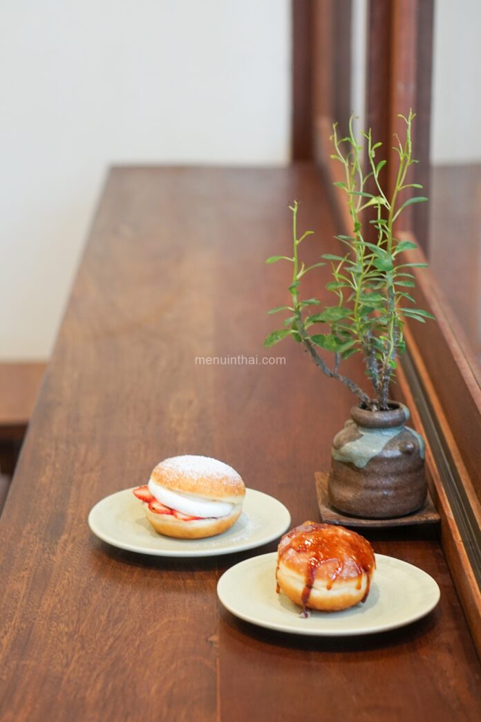 เมนู ราคา Mooh เชียงใหม่ โดนัทไม่มีรู เจ้าดังย่านนิมมาน - menuinthai.com