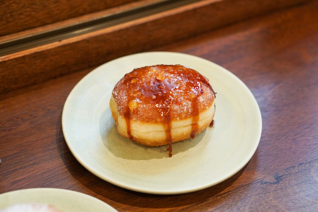 เมนู ราคา Mooh เชียงใหม่ โดนัทไม่มีรู เจ้าดังย่านนิมมาน - menuinthai.com